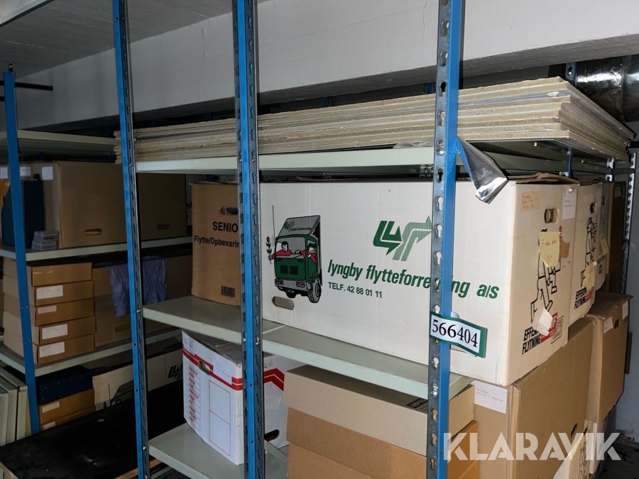 Reoler metal 16 sektioner, København, Klaravik auktioner