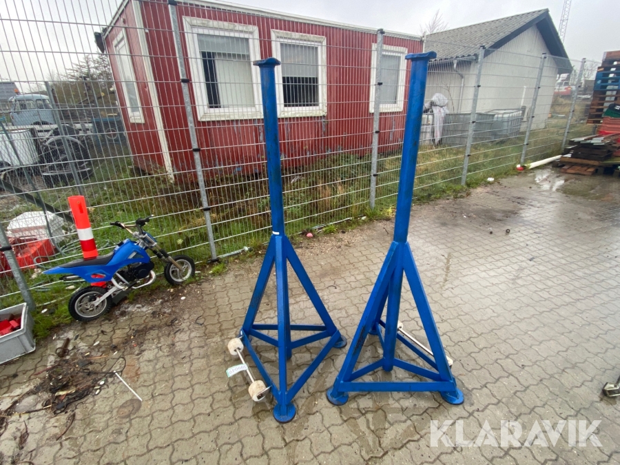 Støttebukke, Næstved, Klaravik auktioner