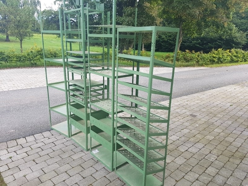 Klaravik Auktioner | Metal reol