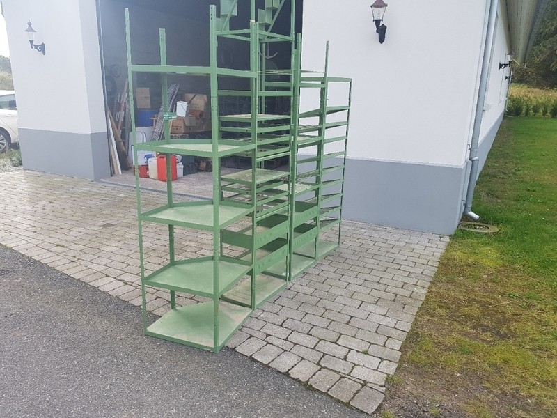 Klaravik Auktioner | Metal reol