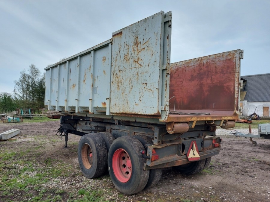 Containervogn med tre containere