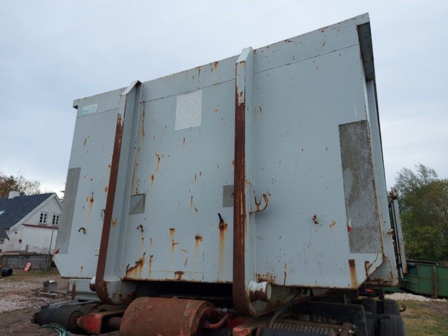 Containervogn med tre containere