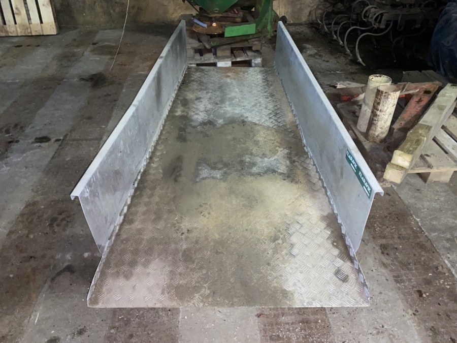 Klaravik Auktioner | Sliske/rampe