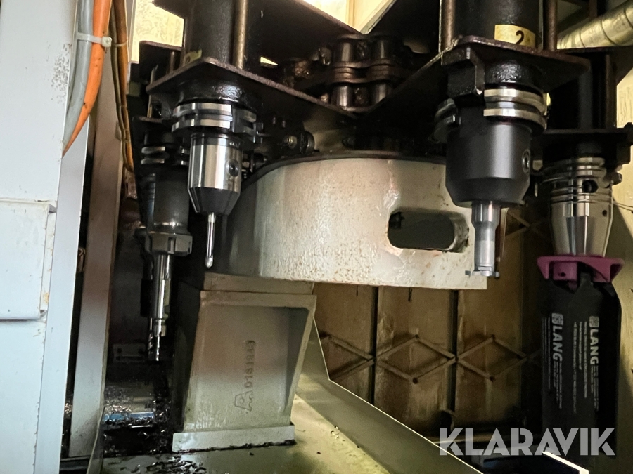 CNC-maskine Mazak VTC-300C, Viborg, Klaravik auktioner