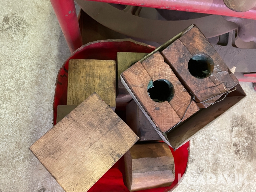 Frontpakker, Horsens, Klaravik auktioner