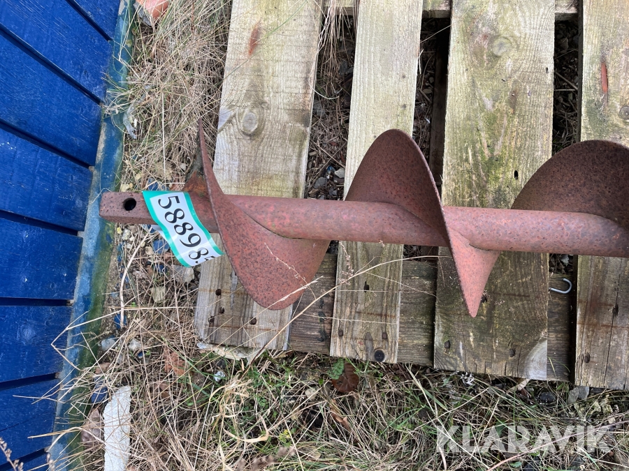 Jordbor, Halsnæs, Klaravik auktioner