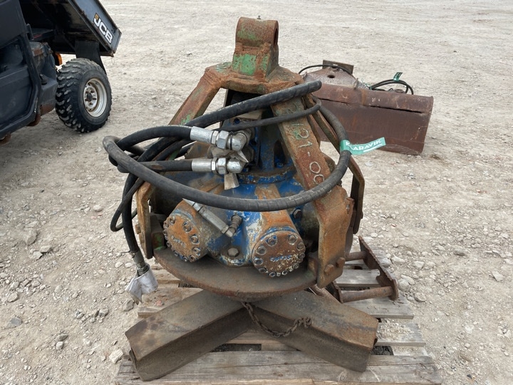 Klaravik | Auktioner for maskiner, værktøj og køretøjer