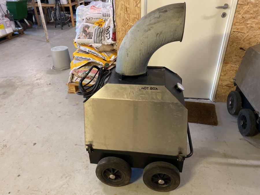 Klaravik Auktioner | Hot Box til højtryksrenser