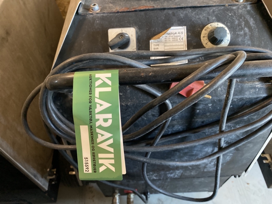 Klaravik Auktioner | Hot Box til højtryksrenser