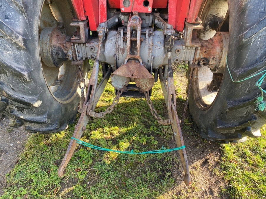 Traktor med frontlæsser