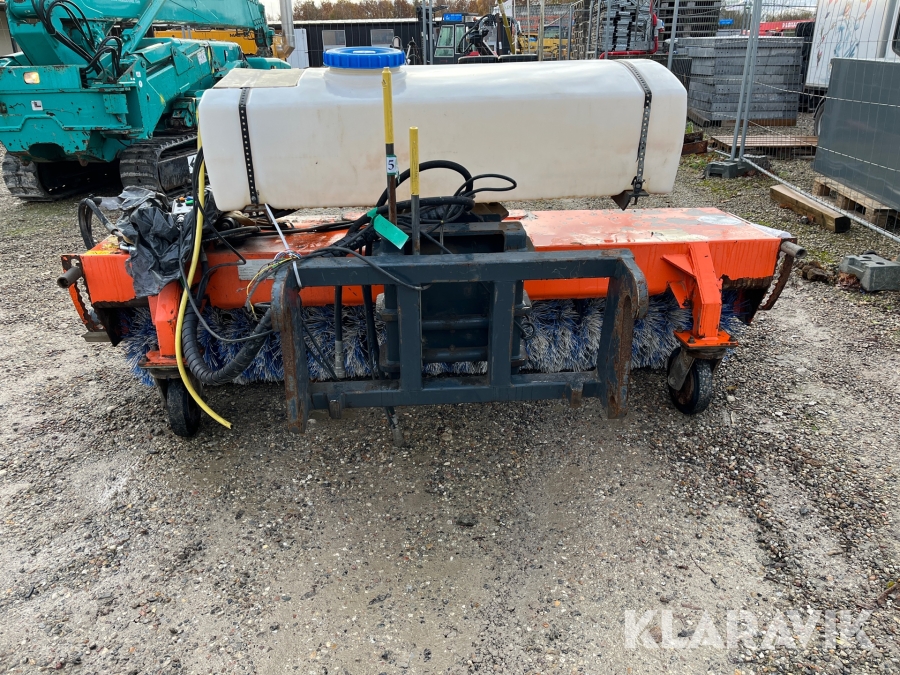 Kost med vand og opsamler Tuchel-sweep Profi 600, Holbæk, Kl