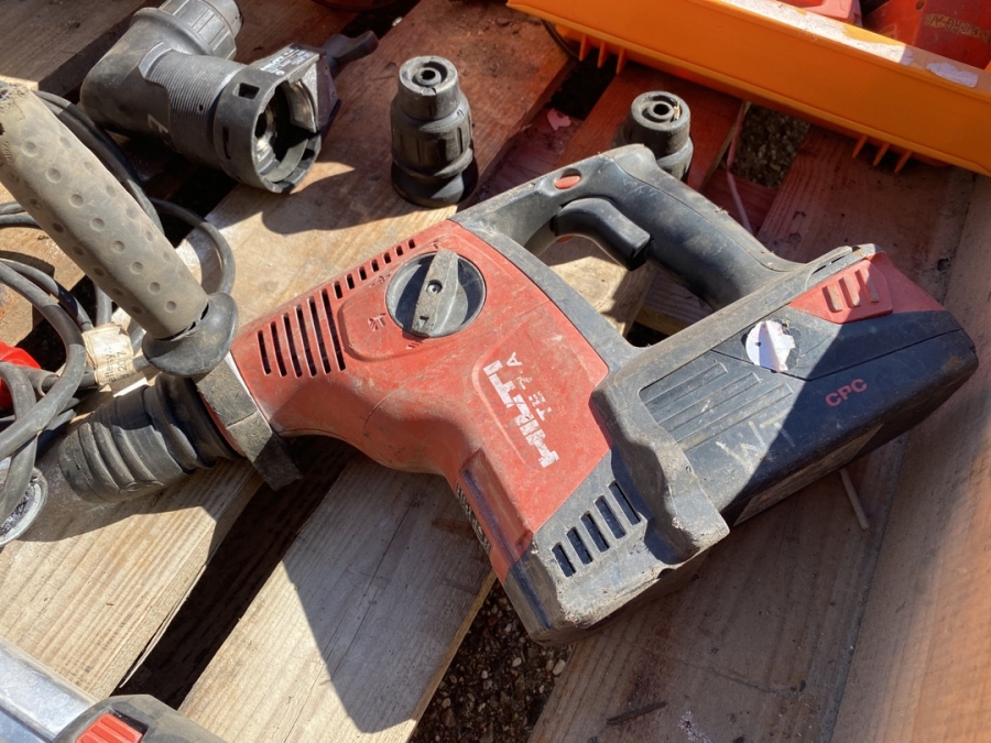 Klaravik Auktioner | Elværktøj