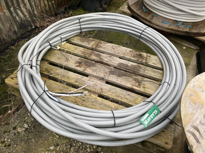 Kraftkabel (ca 18 m)