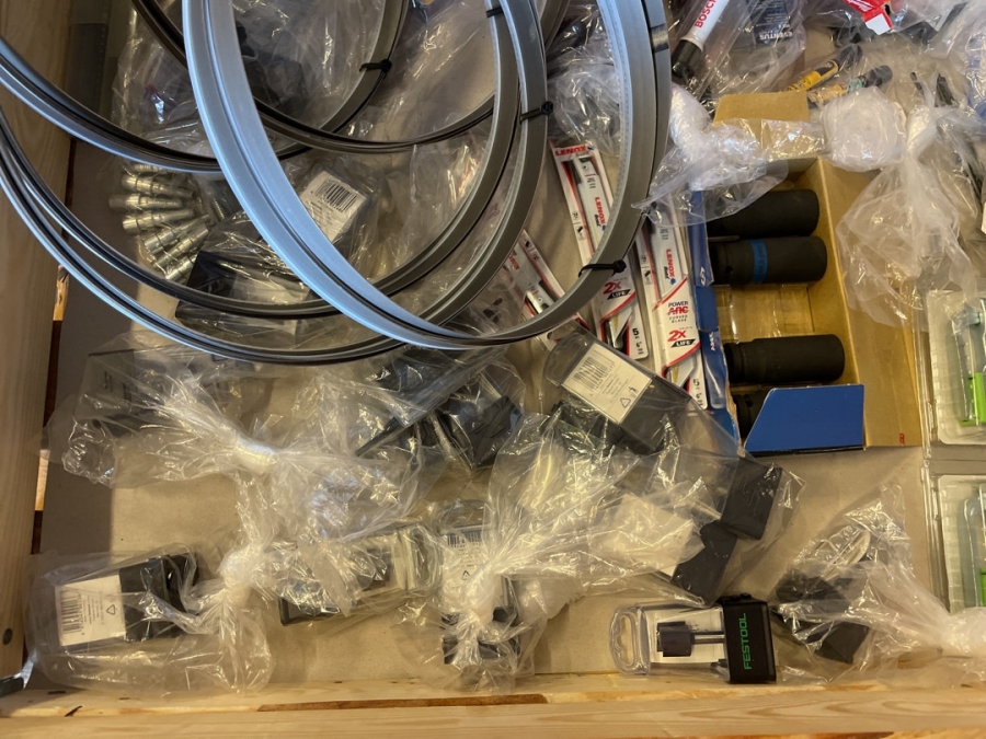 Klaravik Auktioner | Blandet lot