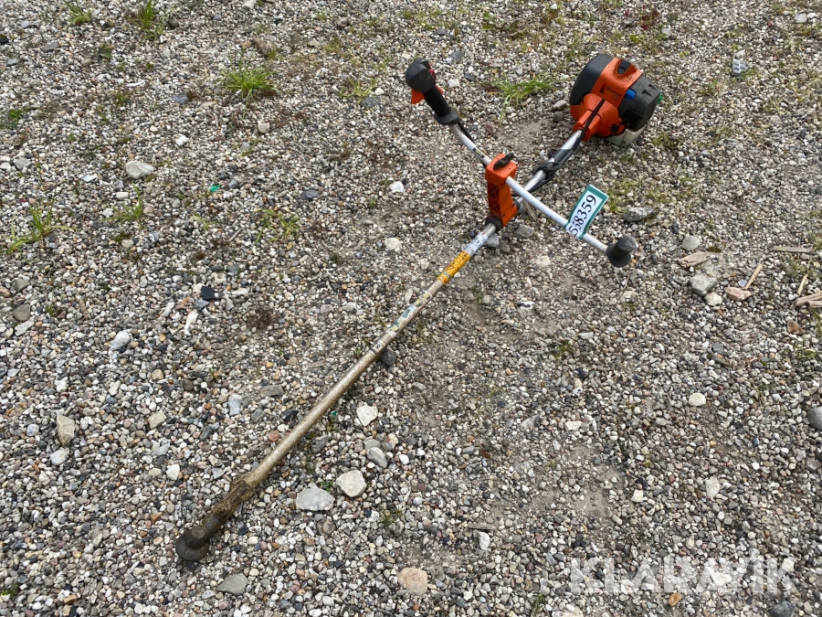 Buskrydder Husqvarna 335 RX, Holbæk, Klaravik auktioner