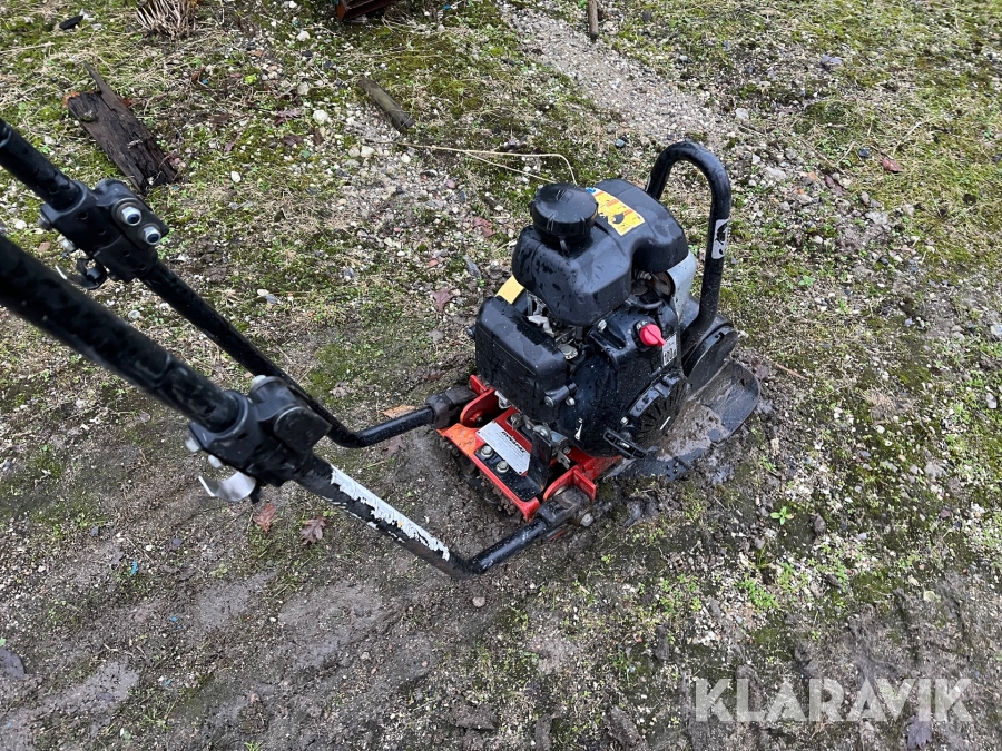 Pladevibrator Dynapac LF 60, Rebild, Klaravik auktioner