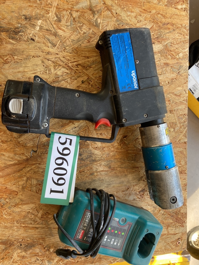 Klaravik Auktioner | Presse maskine