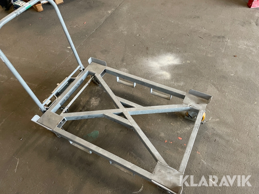 Rullevogn til paller LKE, Horsens, Klaravik auktioner