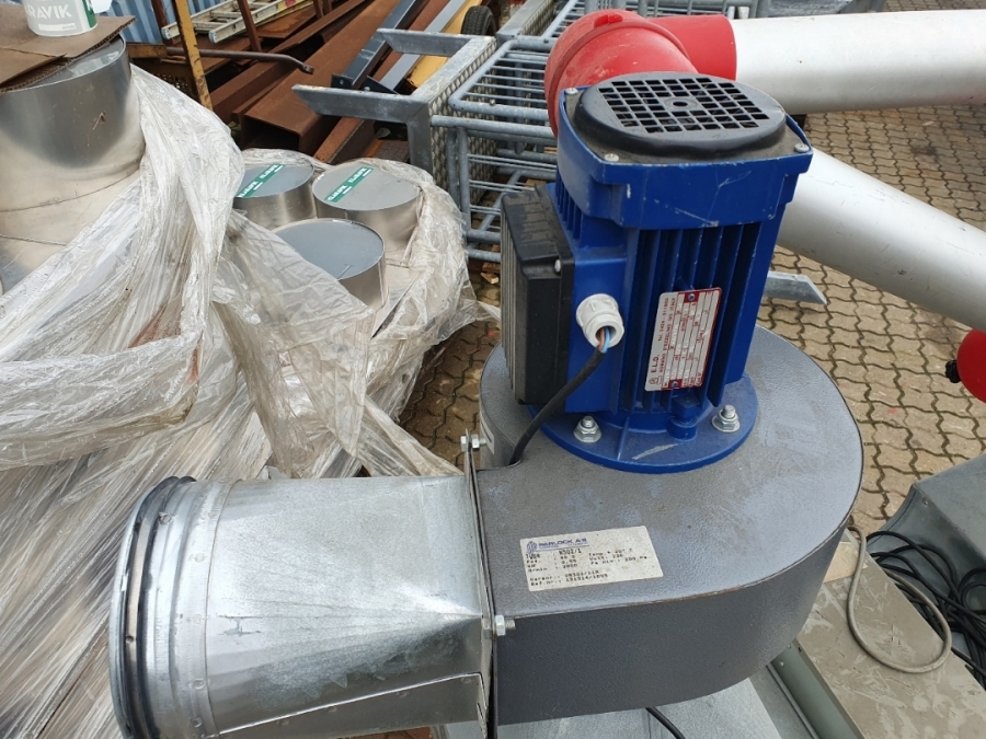 Klaravik Auktioner | Udsugning