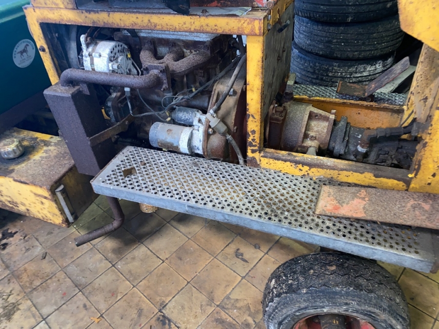 Klaravik Auktioner | Fodervogn