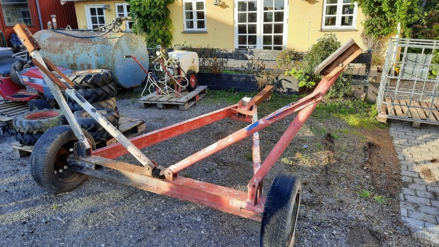 Klaravik Auktioner | Båd vogn