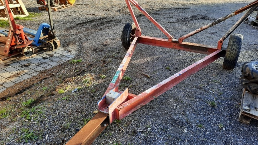 Klaravik Auktioner | Båd vogn