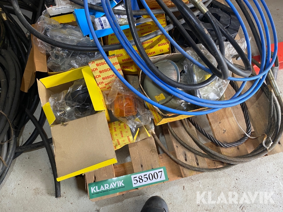 Palle blandet lamper, lygter, relæ osv Blandet, Ikast-Brande