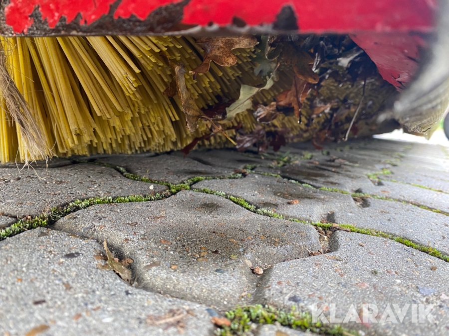 Fejekost med opsamler Hydro-sweeper 2000, Ikast-Brande, Klar