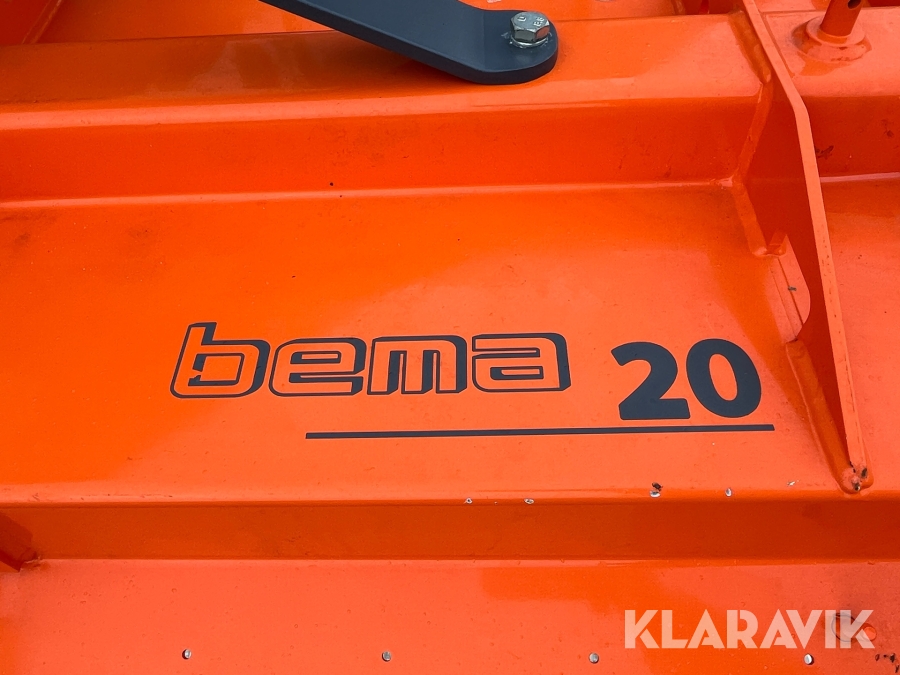 Traktor LS XJ25 hst, Vesthimmerlands, Klaravik auktioner