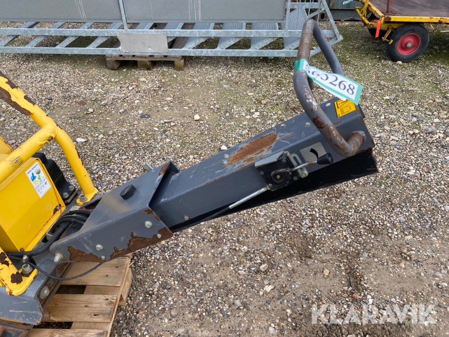 Pladevibrator Dynapac Lg500, Holbæk, Klaravik auktioner