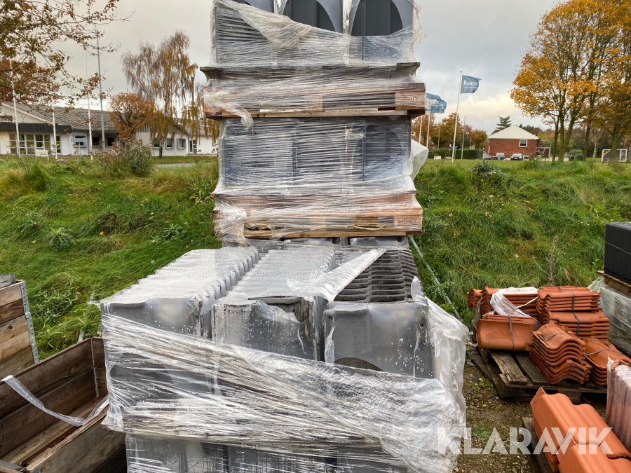 Stor lot af ubrugte tagsten, Silkeborg, Klaravik auktioner