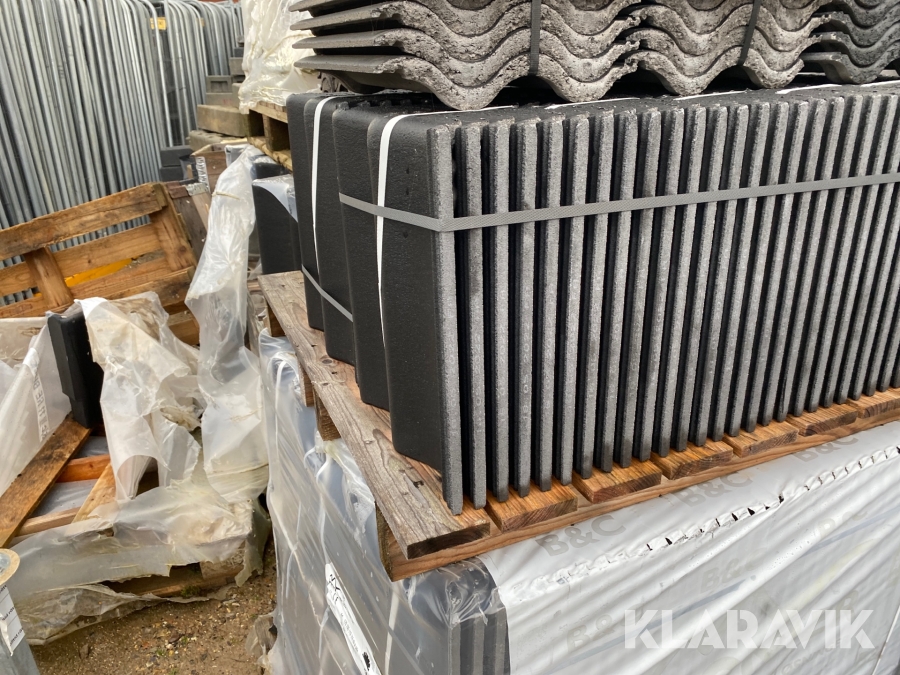 Stor lot af ubrugte tagsten, Silkeborg, Klaravik auktioner