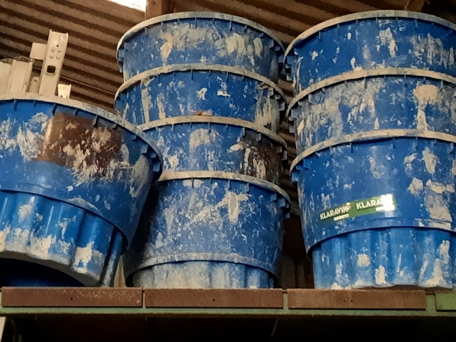 Klaravik Auktioner | 8 murbaljer