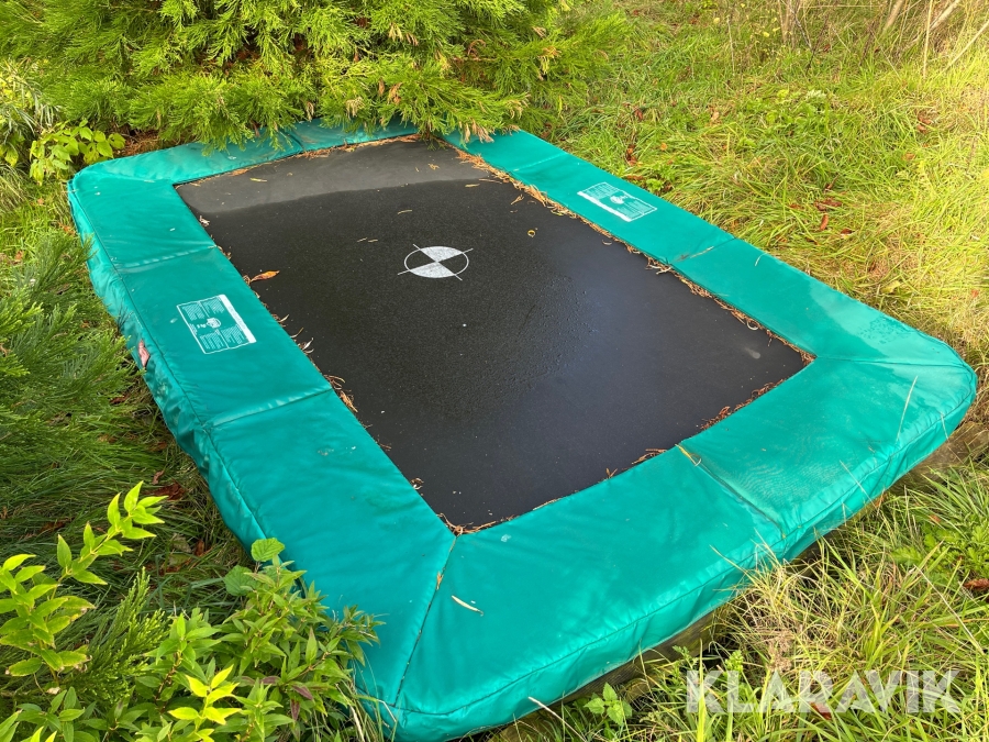 Trampolin til nedgravning Berg Max 80 kg, Fredensborg, Klara