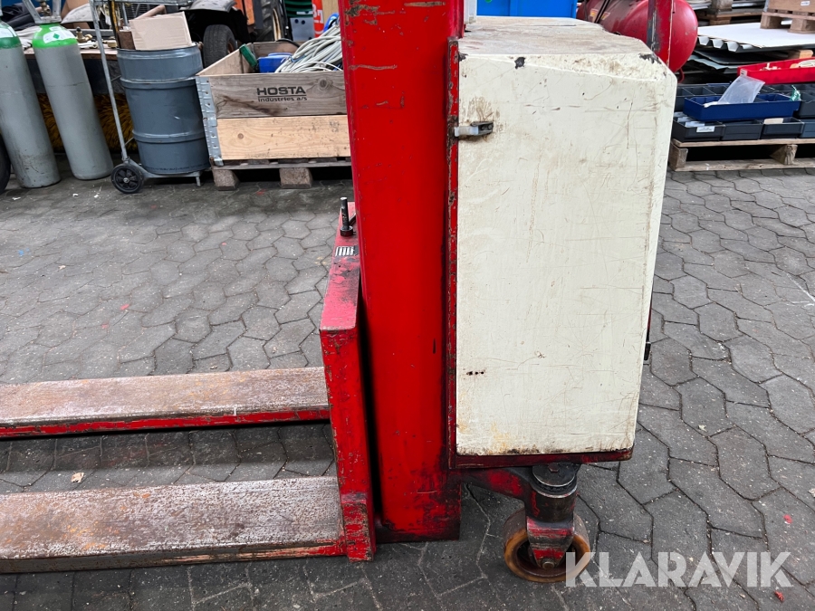 Pallestabler NH 1000, Norddjurs, Klaravik auktioner