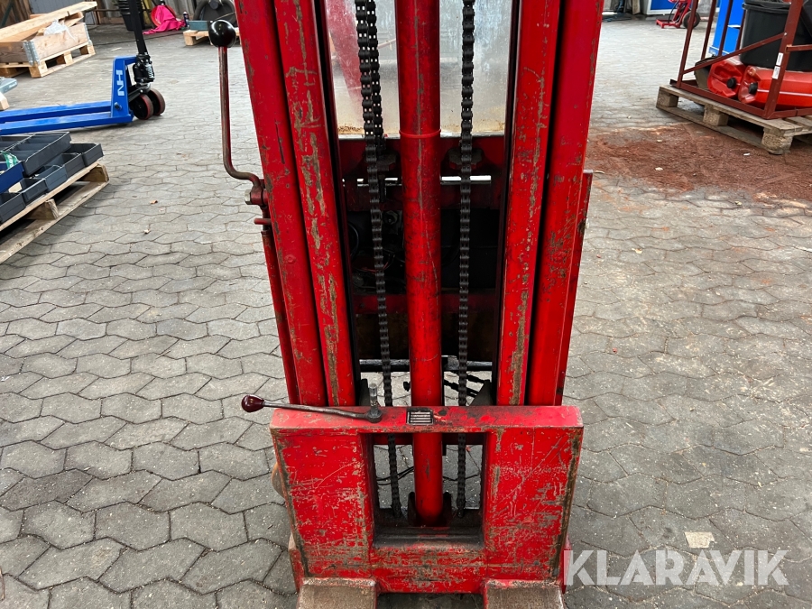 Pallestabler NH 1000, Norddjurs, Klaravik auktioner