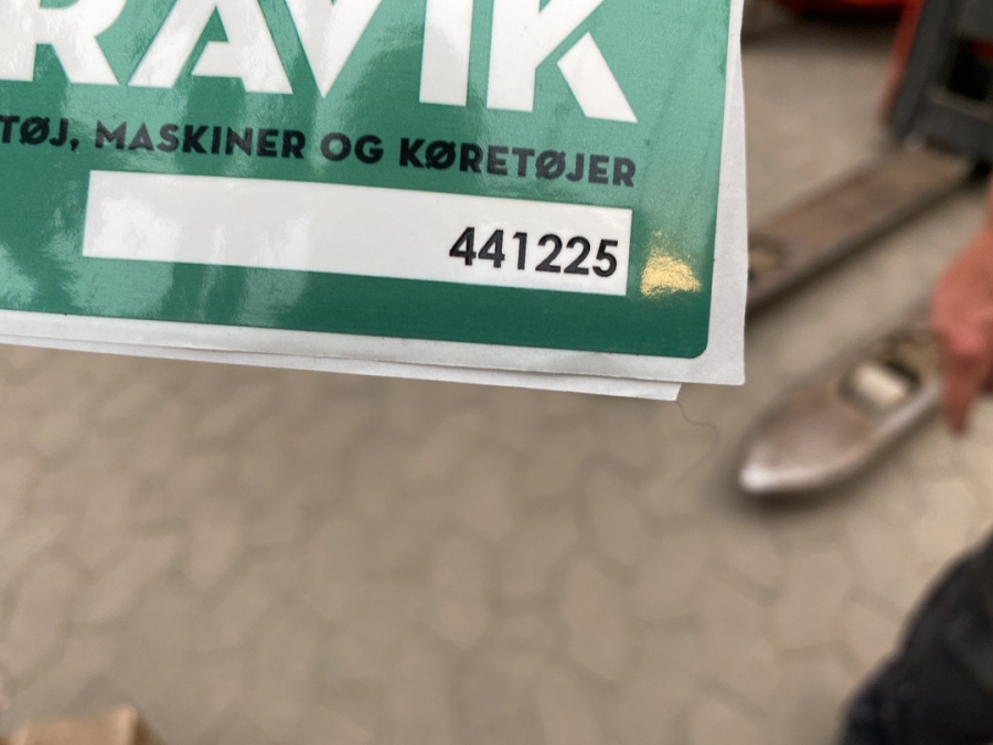 Klaravik Auktioner | Spande og vandfade