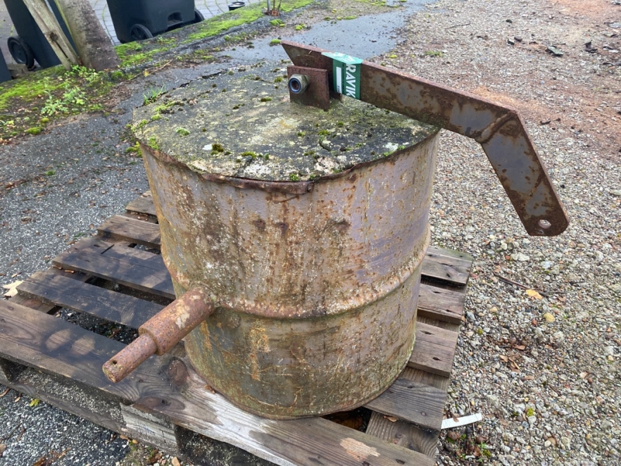 Klaravik Auktioner | Vægtklods