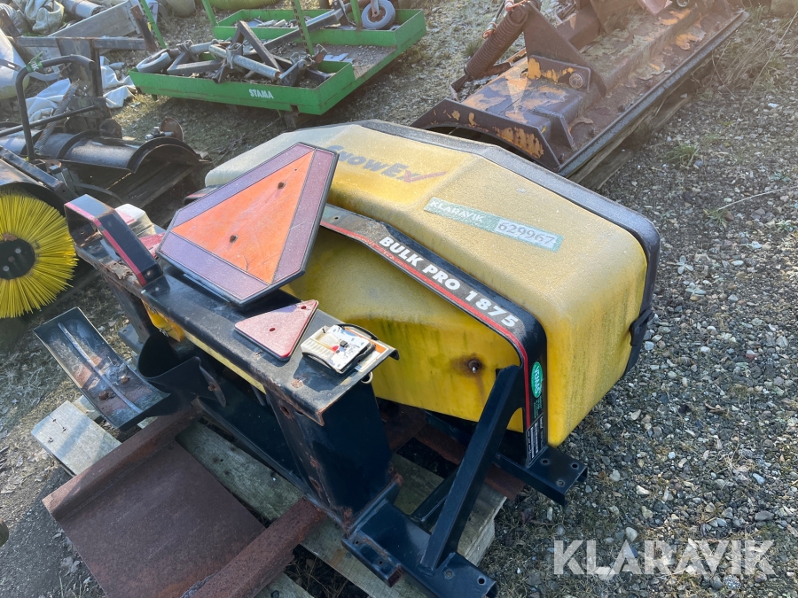 Saltspreder SnowEx Bulk pro 1875, Vejle, Klaravik auktioner