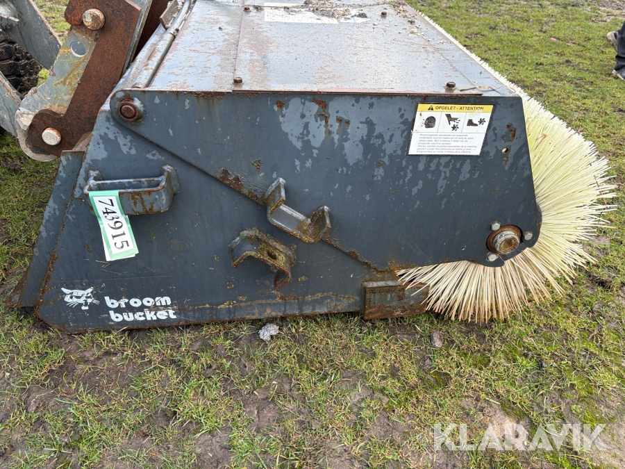 Fejekost Melroe Sweeper 48, Vallensbæk, Klaravik auktioner