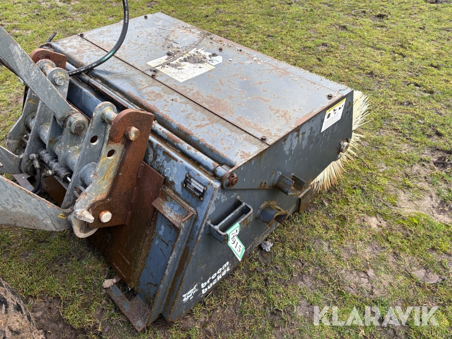 Fejekost Melroe Sweeper 48, Vallensbæk, Klaravik auktioner