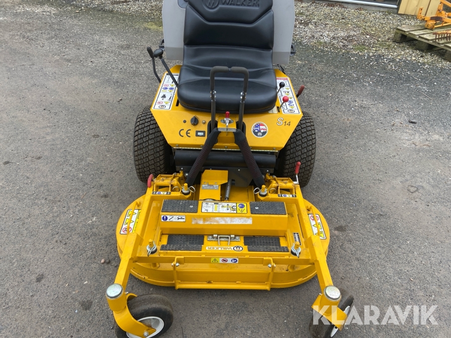 Græsslåmaskiner Walker S14, Middelfart, Klaravik auktioner