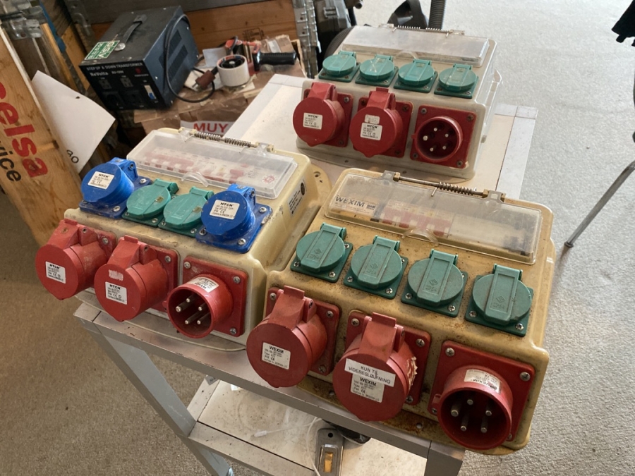 Klaravik Auktioner | Eltavler