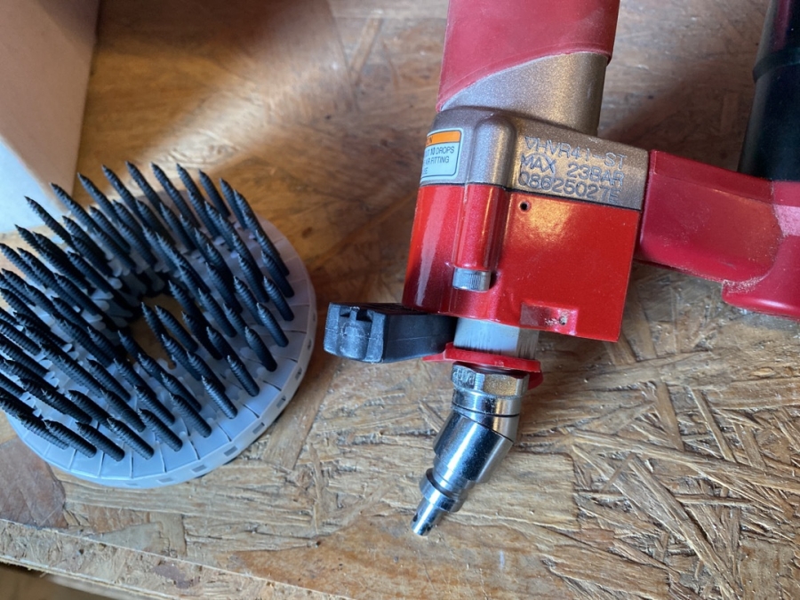 Klaravik Auktioner | Højtrykspistol