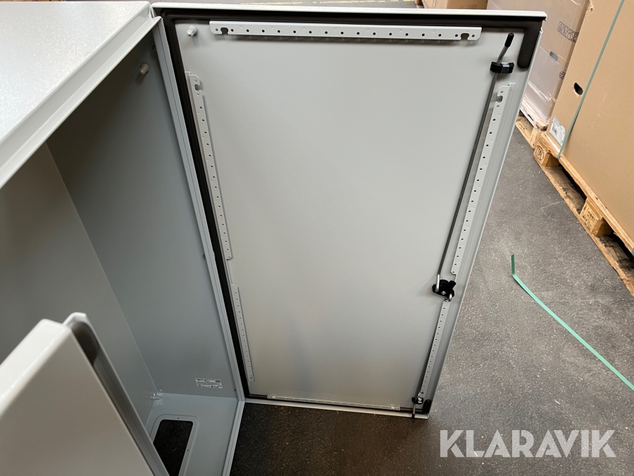 Elskabe 2 styk , Sønderborg, Klaravik auktioner