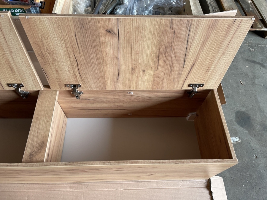 Klaravik Auktioner | Skab