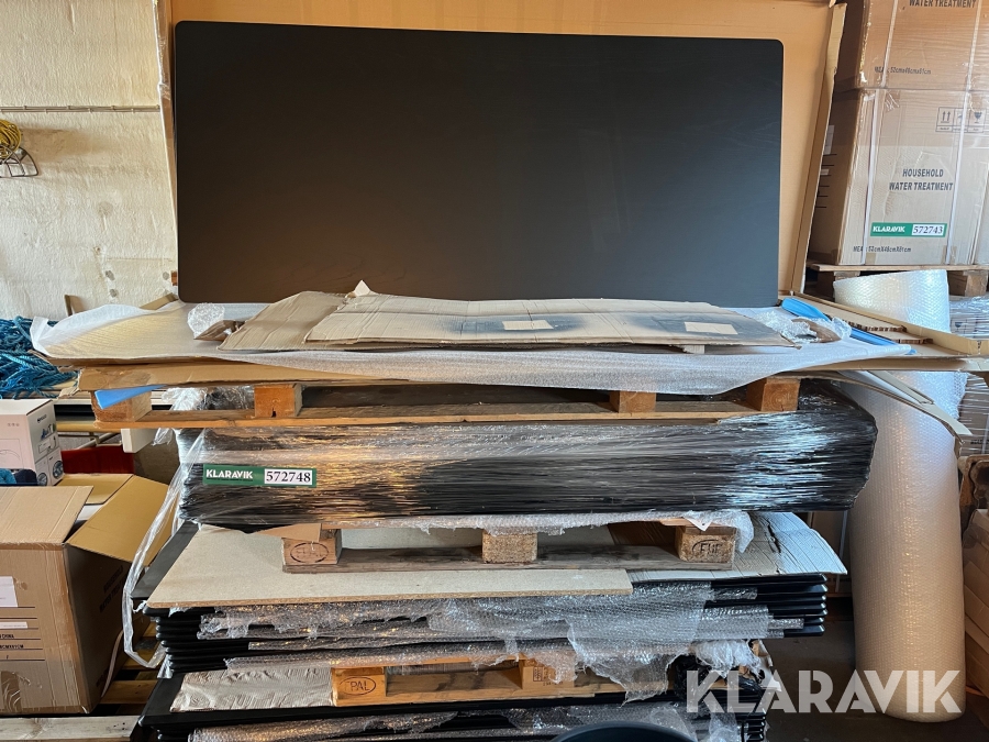 36 stk Sorte bordplader Menu, Hillerød, Klaravik auktioner