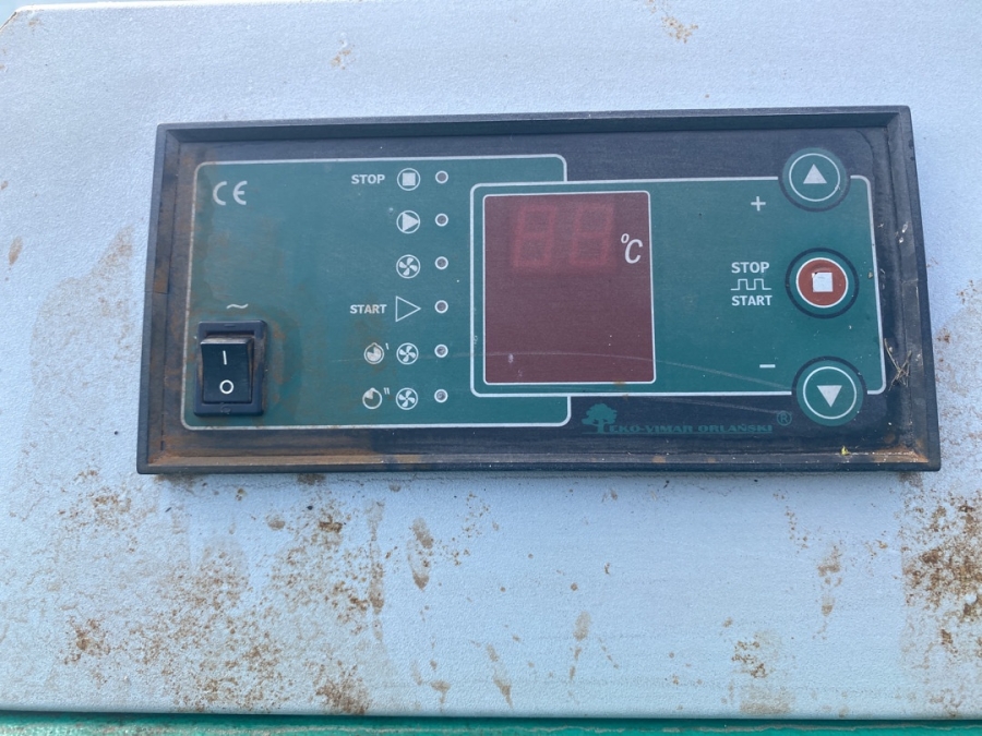 Klaravik Auktioner | Brændefyr