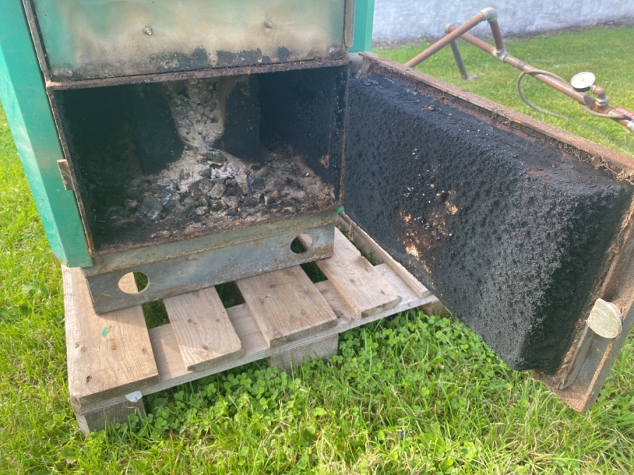 Klaravik Auktioner | Brændefyr