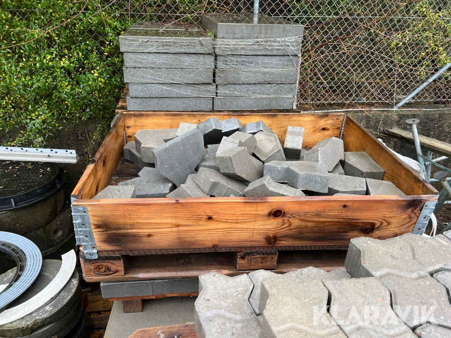 Betonfliser, Aarhus, Klaravik auktioner